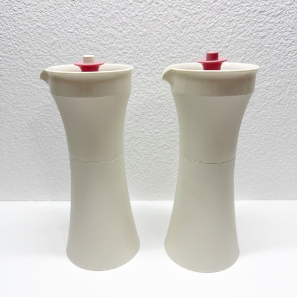 Tupperware | Kitchen | Vintage Tupperware Oil Vinegar Dressing Cruets ...